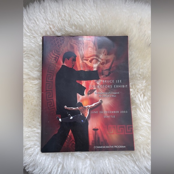 The Bruce Lee Collectors exhibit | Other | Bruce Lee Commemorative ...